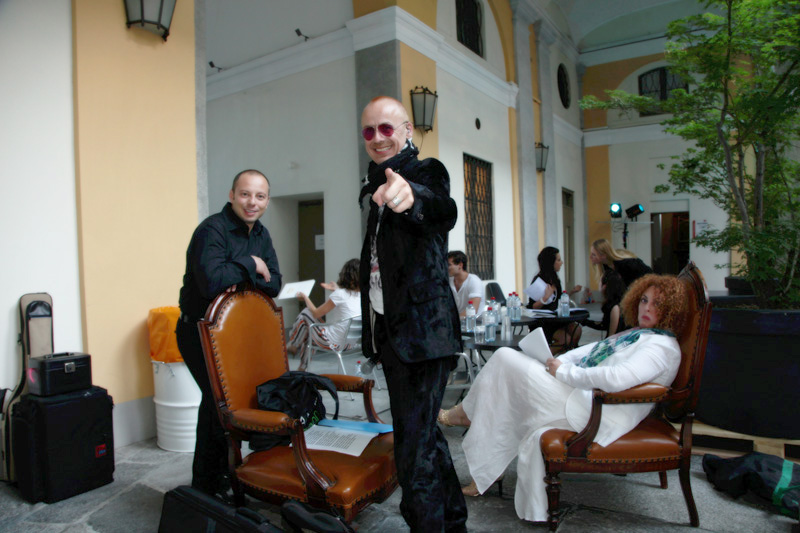 Green Room before performance | ERAKI ENTERTAINMENT - FOREVER RIDE